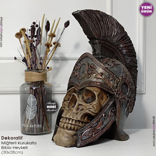 Dekoratif Miğferli Kurukafa Heykeli (30x28cm) - Ahşap Hobi Market